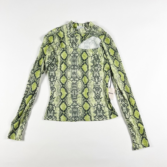 superdown | Tops | New Superdown Polina Cut Out Mock Neck Long Sleeve ...